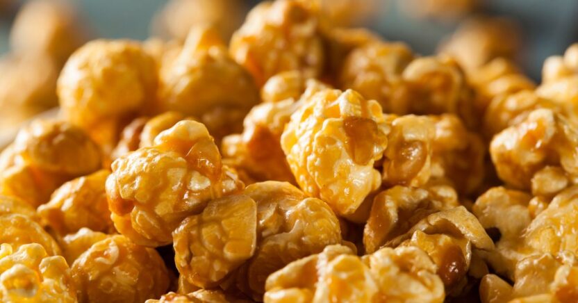 A Melhor Versão de Pipoca Caramelizada Pronta em Minutos